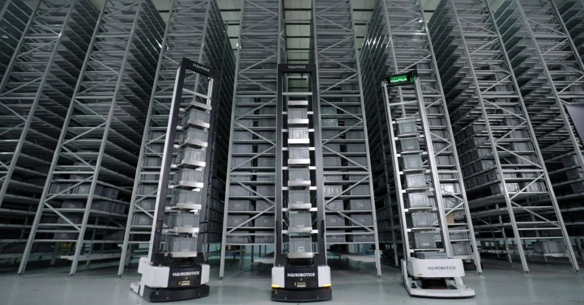 ACR 시스템을 이용한 차세대 창고 자동화 및 창고 로봇 공학 회사 | HAI ROBOTICS